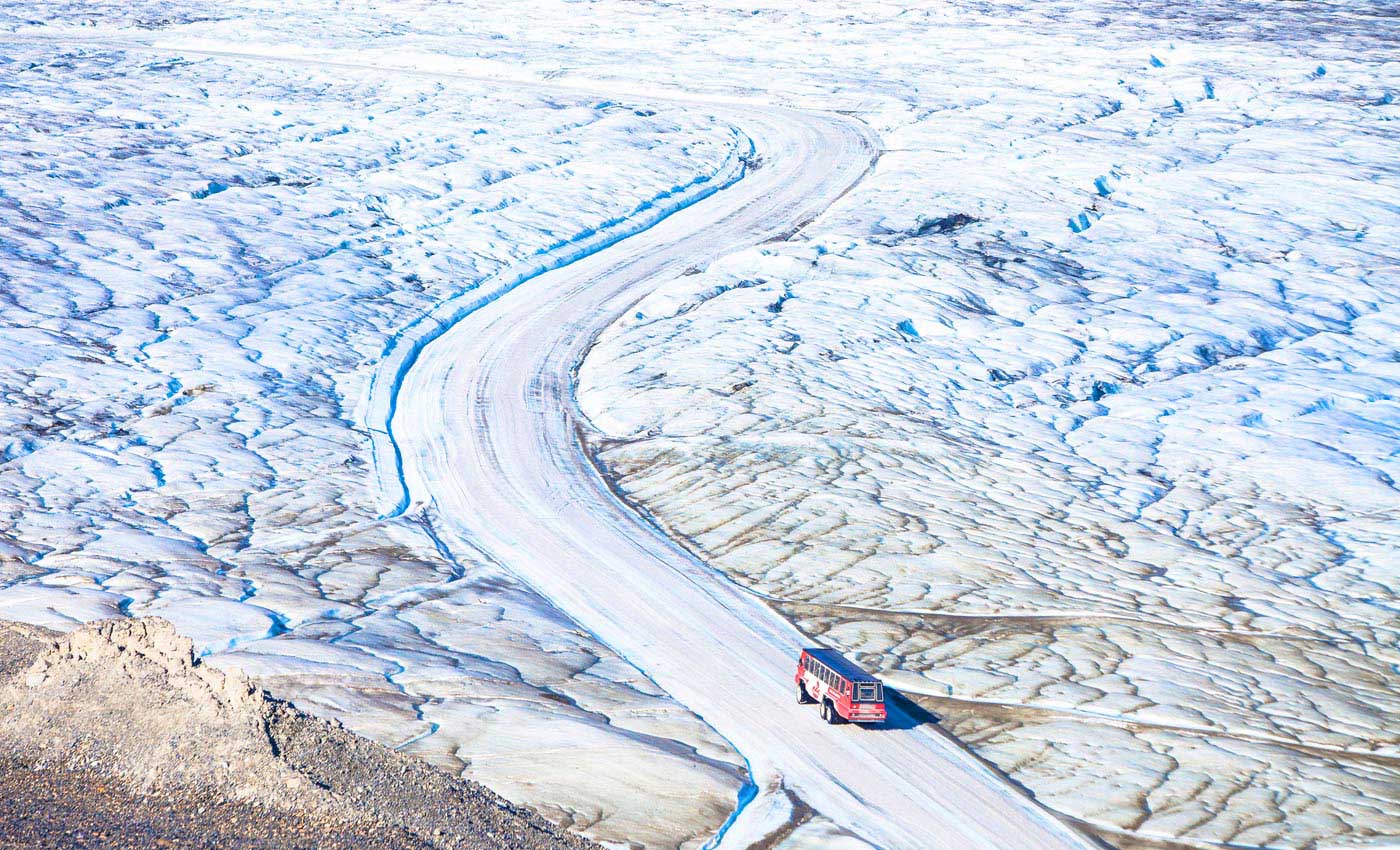 Columbia Icefield Adventure: Athabasca Glacier Tours and Viewing Platform