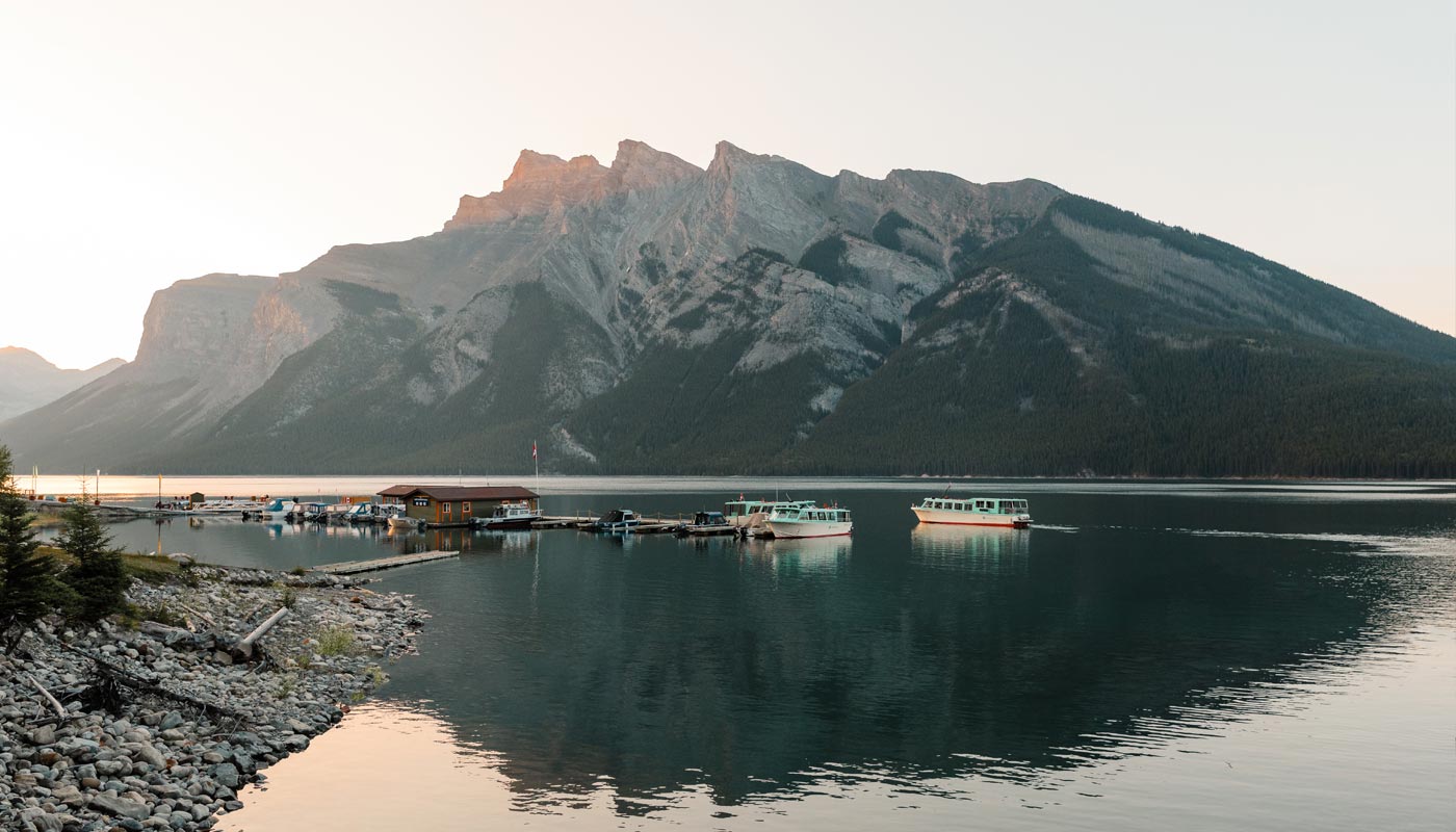 Lake Minnewanka Cruise: Cruise Options, Hours & Rates