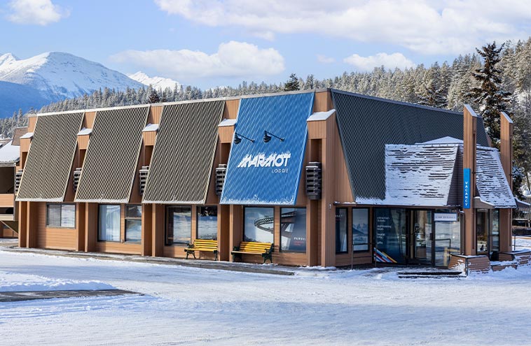 Marmot Lodge Official Page - Jasper hotel, pool, hot tubs, kitchen