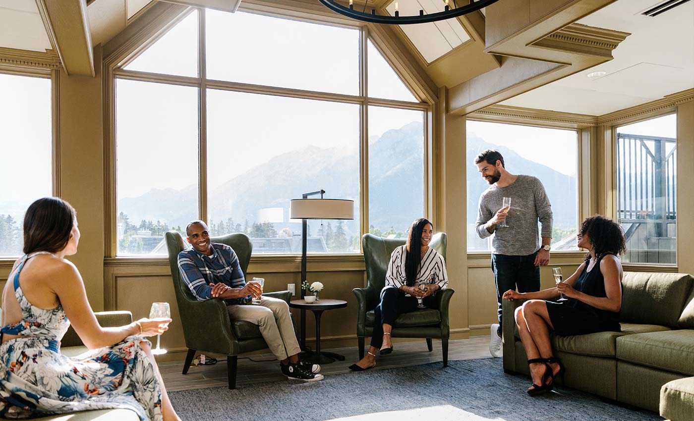 Mount Royal Hotel: Historic Downtown Banff Hotel